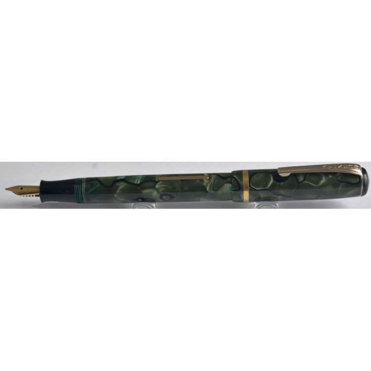 Vintage : BU152 Burnham Fountain Pen. (Semi-Flexible Fine)